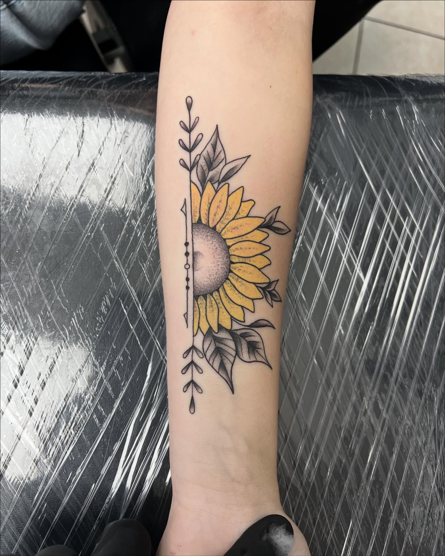 High Class Tattoo & Piercing – Tattoo & Piercing Shop